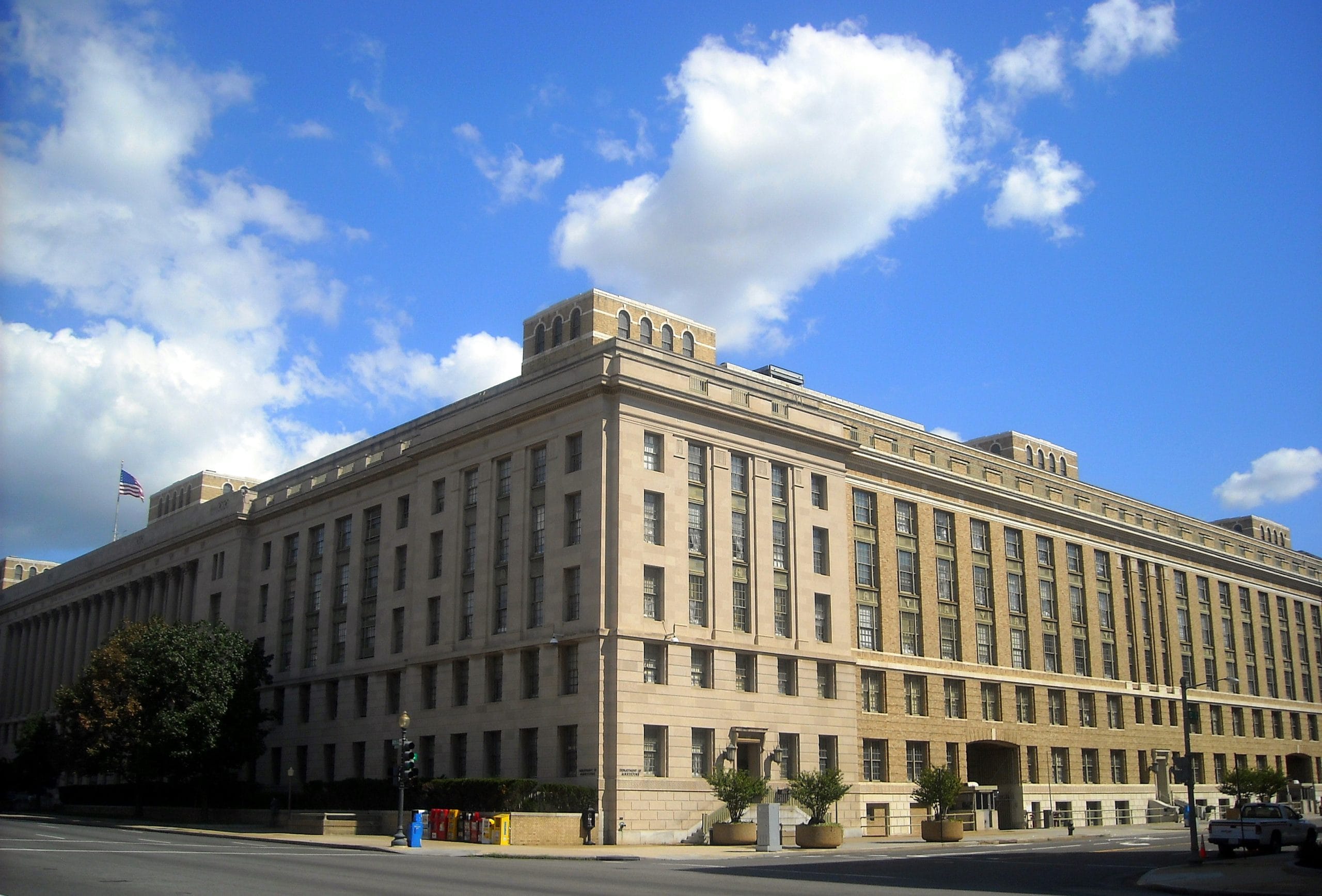 USDA plans disposal of DC buildings | Western Livestock Journal