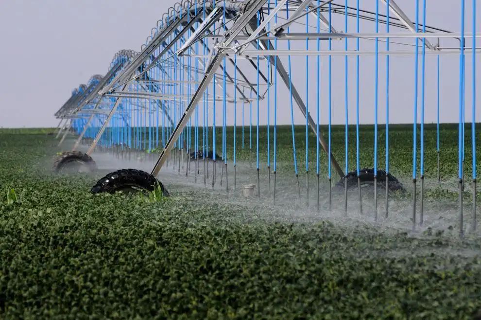 Slowing down pivots can improve water efficiency, yields | Western ...